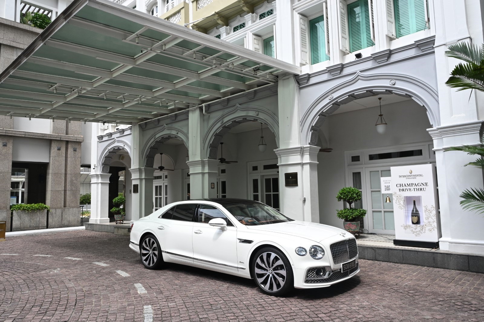 CHAMPAGNE EXPRESS LANE THIS WAY! ICONIC SINGAPORE HOTEL REIMAGINES THE ...