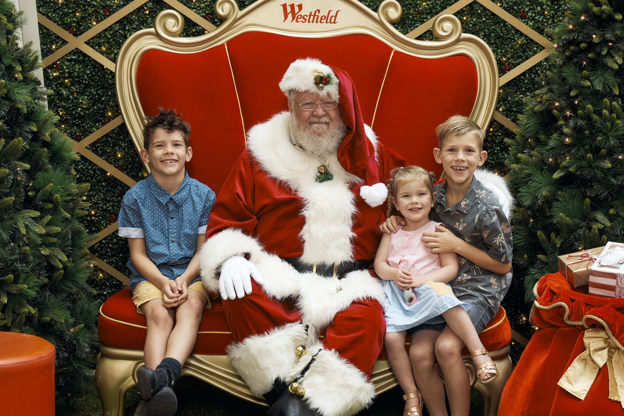 SLEIGH, WHAT?! SANTA TOUCHES DOWN AT WESTFIELD TO KICK OFF THE FESTIVE ...